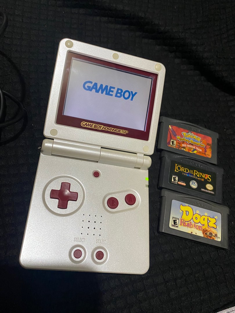 Gameboy Advance Sp Limited Edition Famicom on Carousell