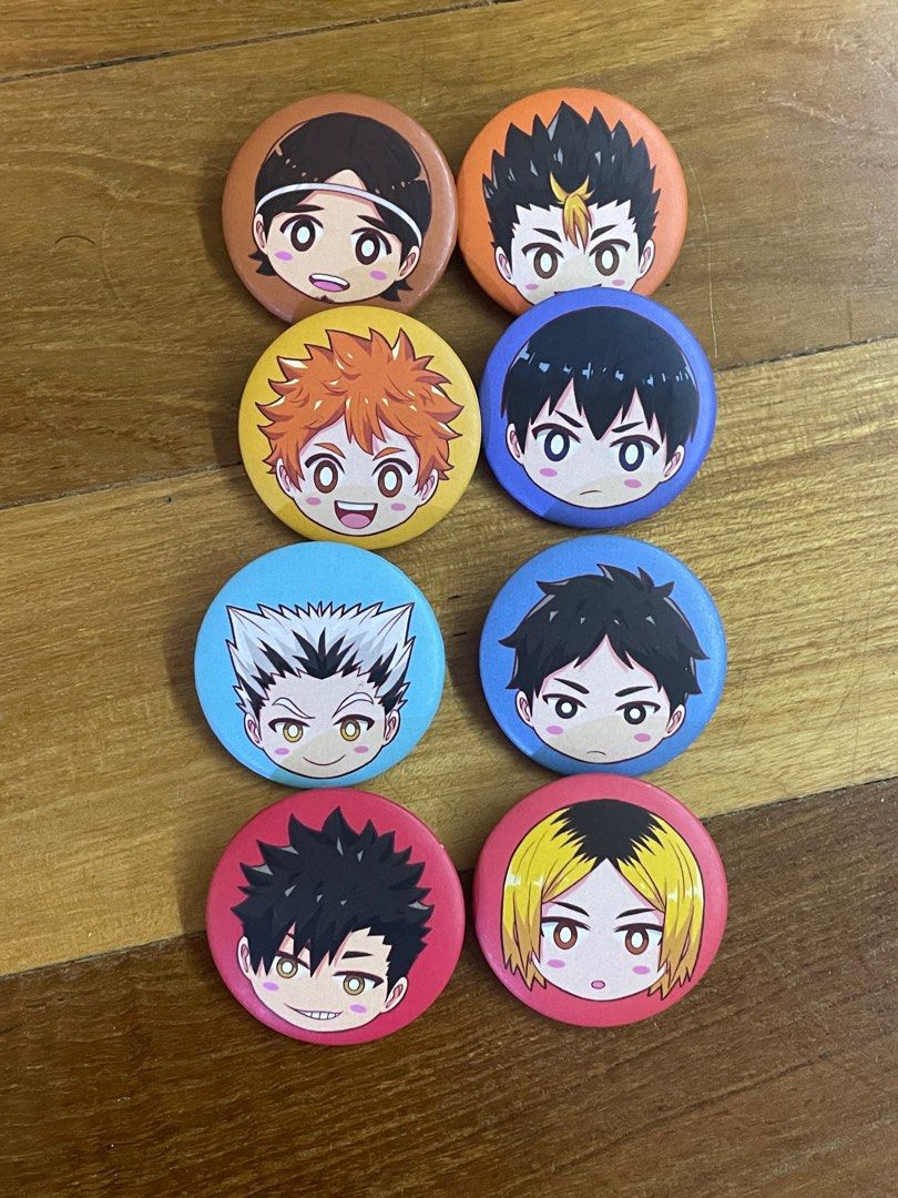 Haikyuu assorted merch, keychains and badges (Nekoma, Haikyuu, Aoba ...