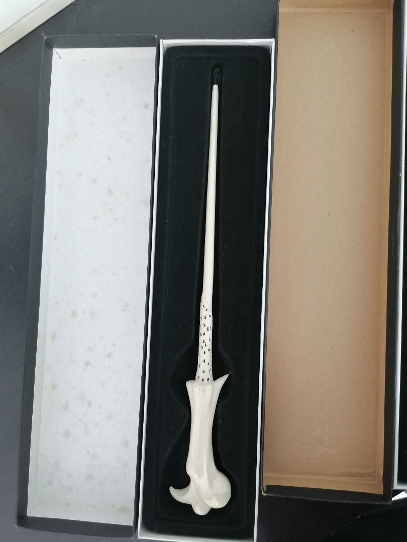 Harry Potter Wands and Voldemort from Caesars, Hobbies & Toys ...