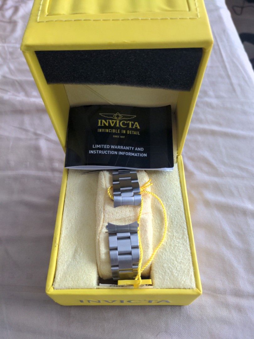 Invicta 31290, Men's Fashion, Watches & Accessories, Watches on Carousell