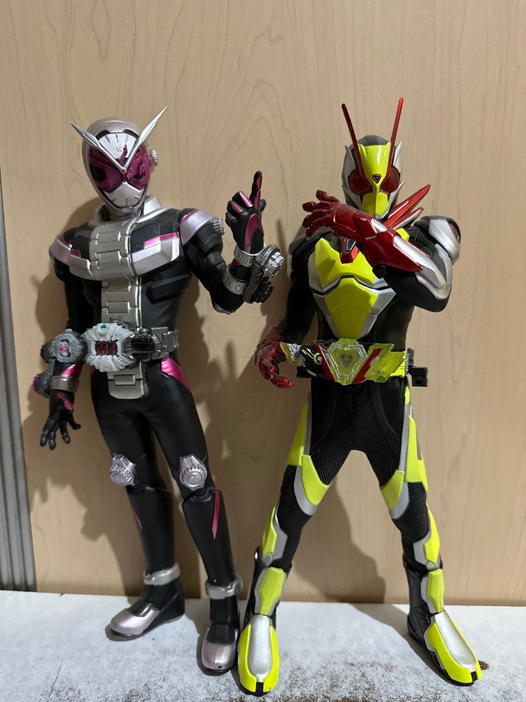Kamen Rider Zi-O & Kamen Rider Zero One Figure, 興趣及遊戲, 玩具 & 遊戲類 - Carousell