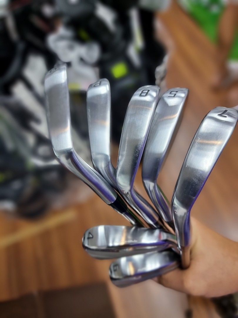 KING FORGED REC IRONS, Sports Equipment, Sports & Games, Golf on Carousell