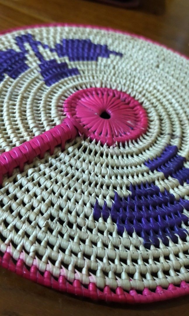 Kipas rotan cantik on Carousell