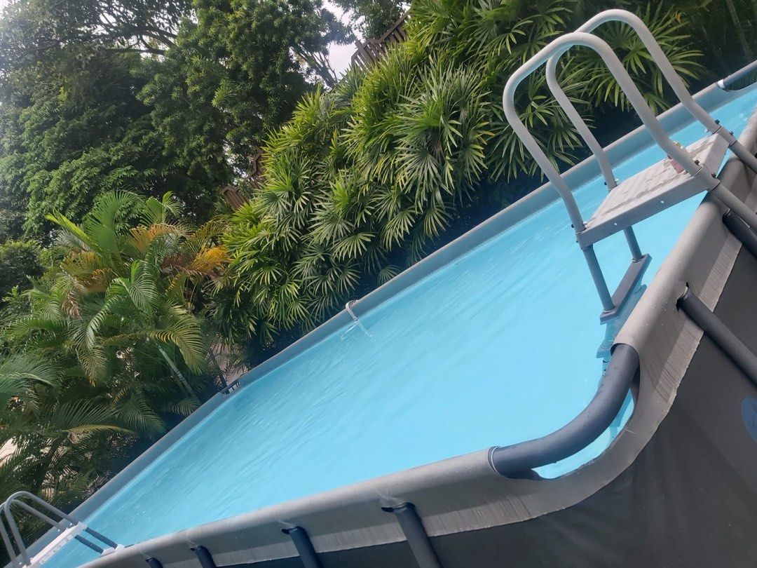 Large Intex Swimming Pool 7.3m x 3.6m x 1.3m, Sports Equipment, Sports ...