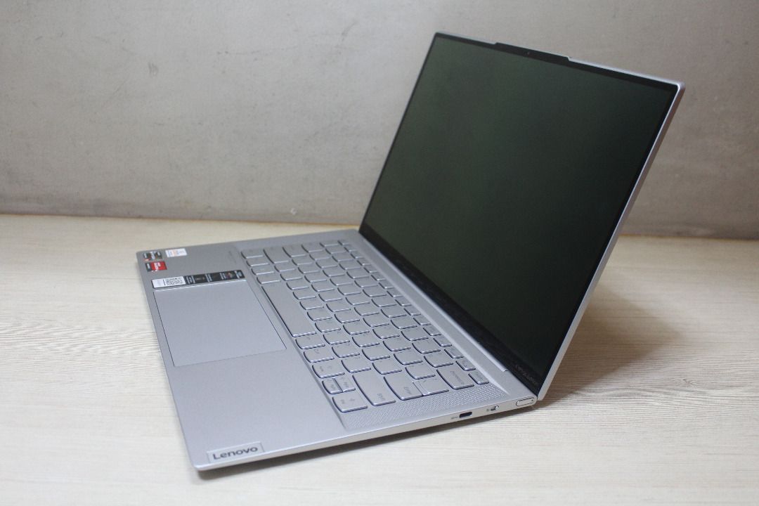 Lenovo yoga slim 7 carbon OLED 2.5k Ryzen 5 5600u ram 16gb ssd 512gb ...