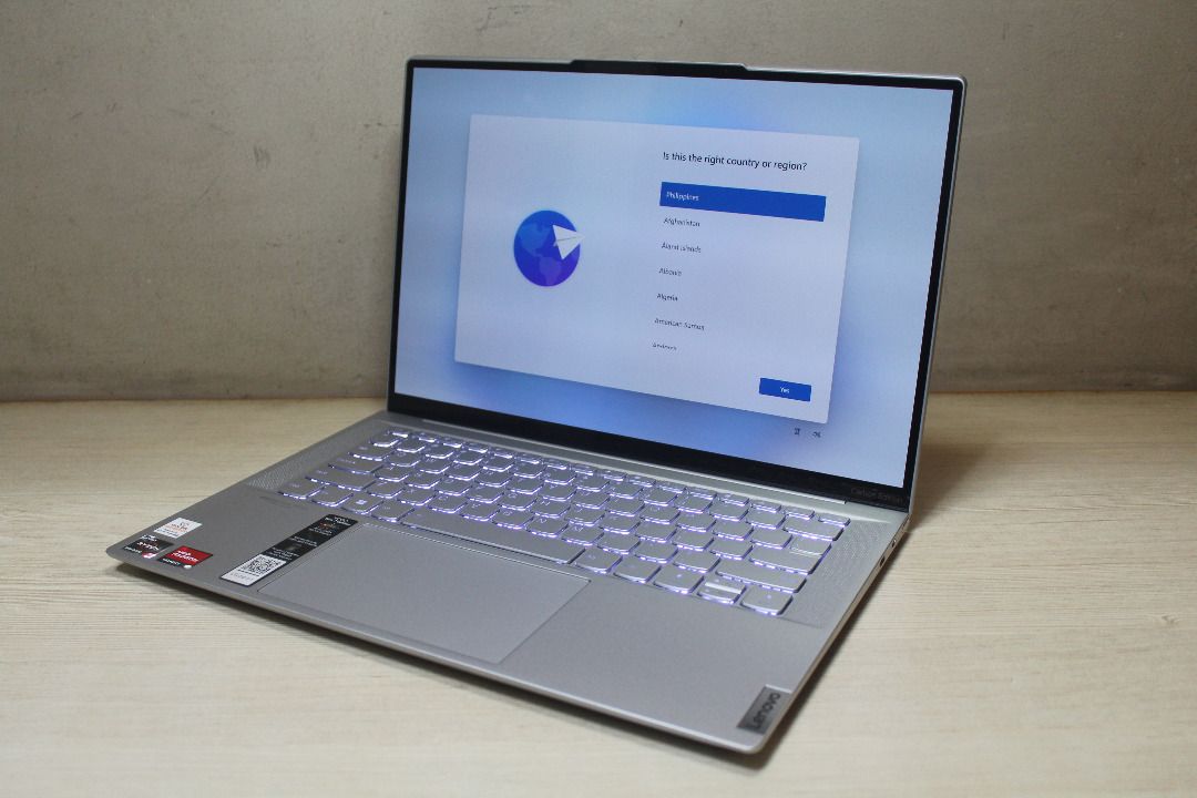 Lenovo yoga slim 7 carbon OLED 2.5k Ryzen 5 5600u ram 16gb ssd 512gb ...