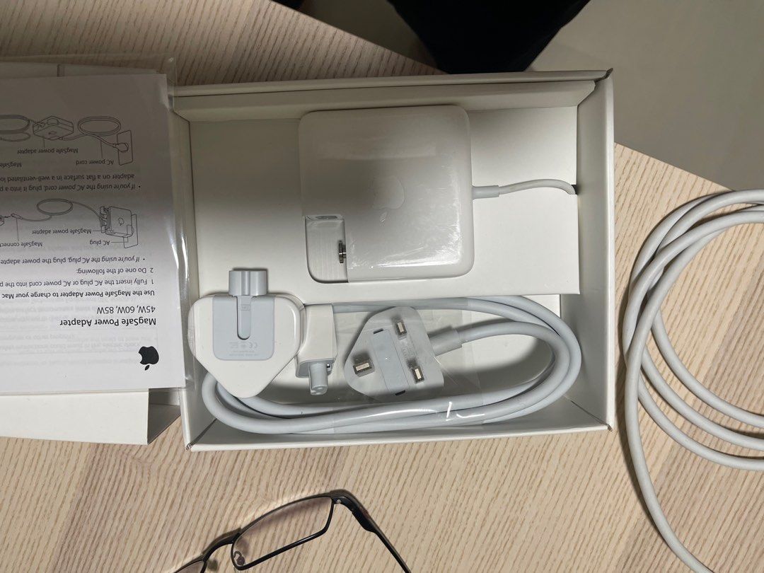 MagSafe 1 charger for Apple laptop, Computers & Tech, Laptops ...