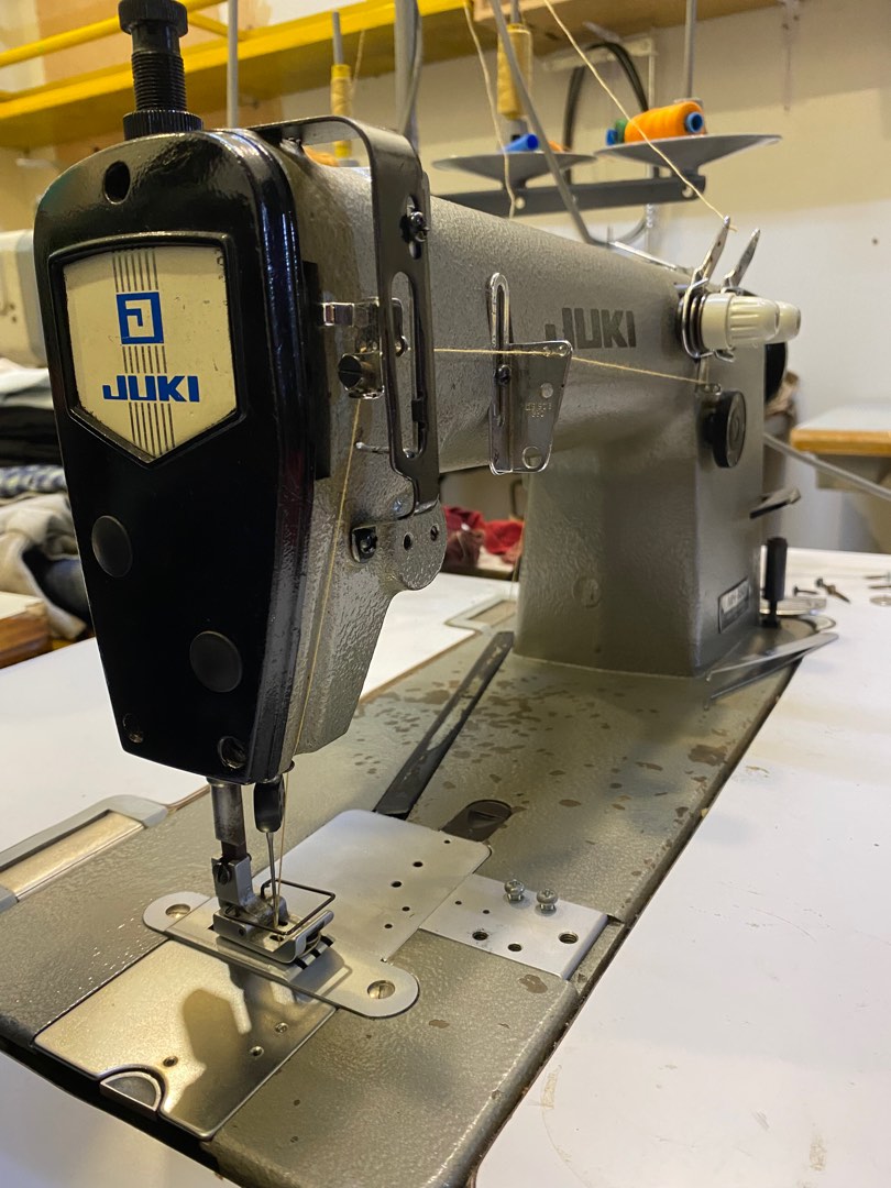 Mesin jahit rantai Juki, Services, Others on Carousell