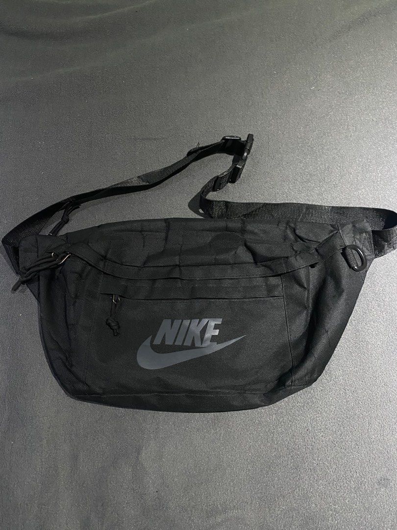 Nike Fanny Pack, Men's Fashion, Bags, Belt bags, Clutches and Pouches ...