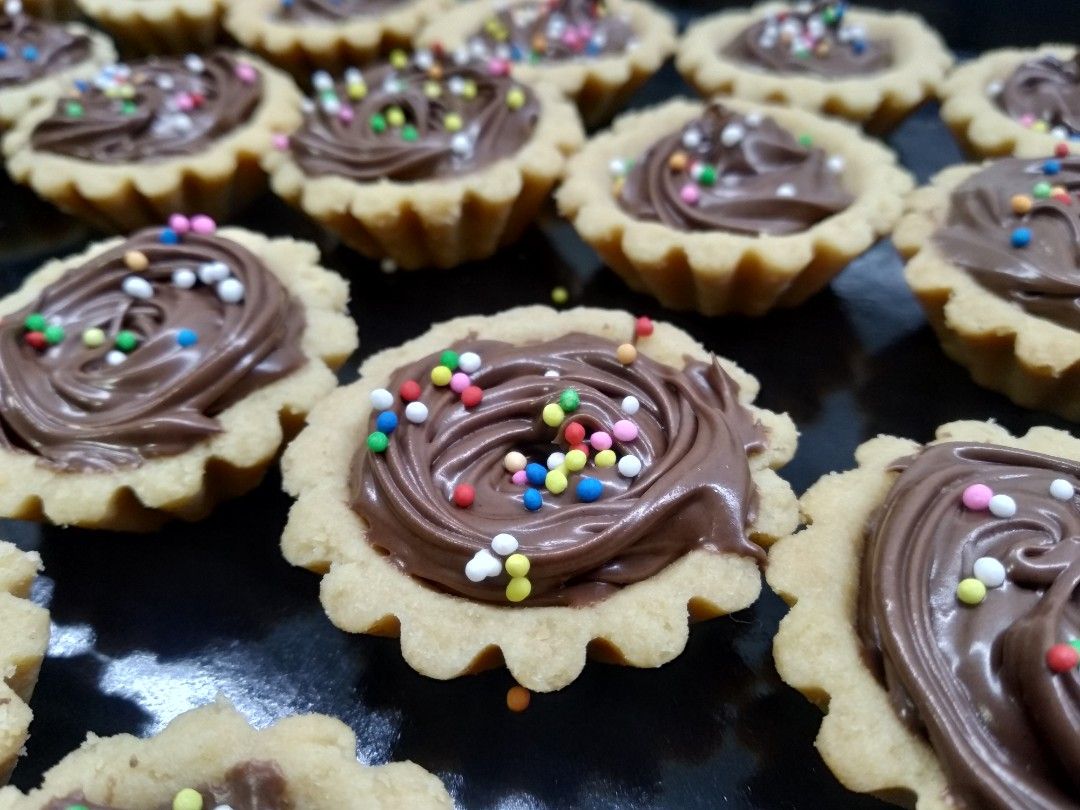 Nutella nuttela Tarts, Food & Drinks, Homemade Bakes on Carousell