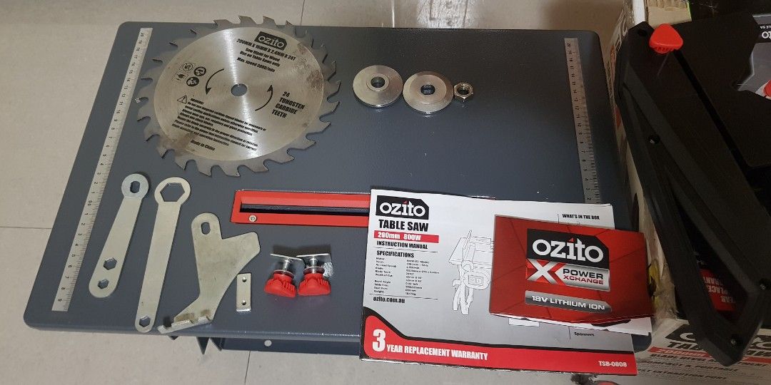 Ozito table saw 200mm 800w, Commercial & Industrial, Construction Tools ...