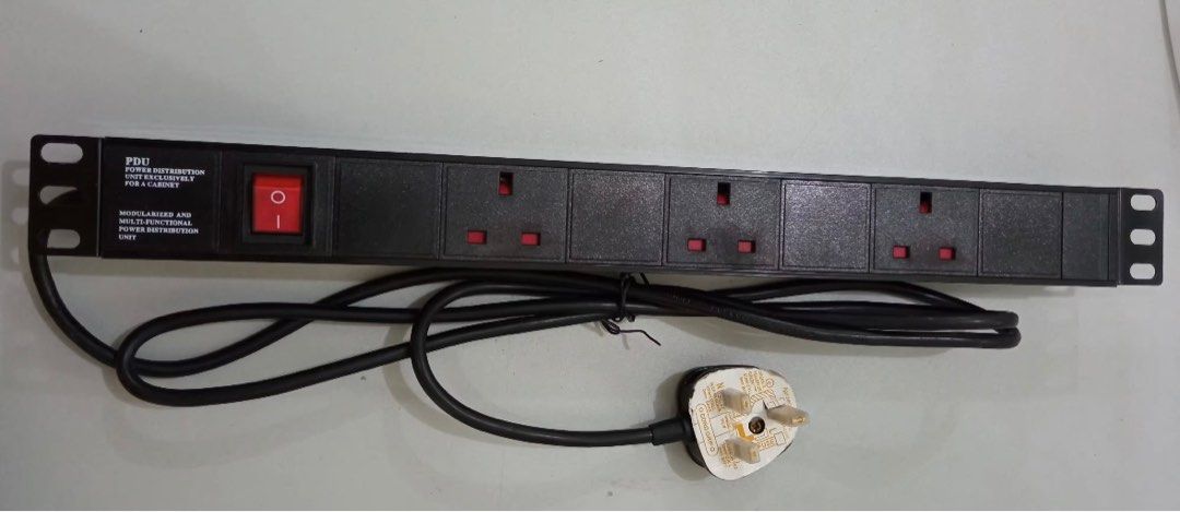 PDU 1U 19" Rack Mount Standard, 13A, 220V-250V, 3 x UK 3-pin Sockets KF Comtech, TV & Home ...