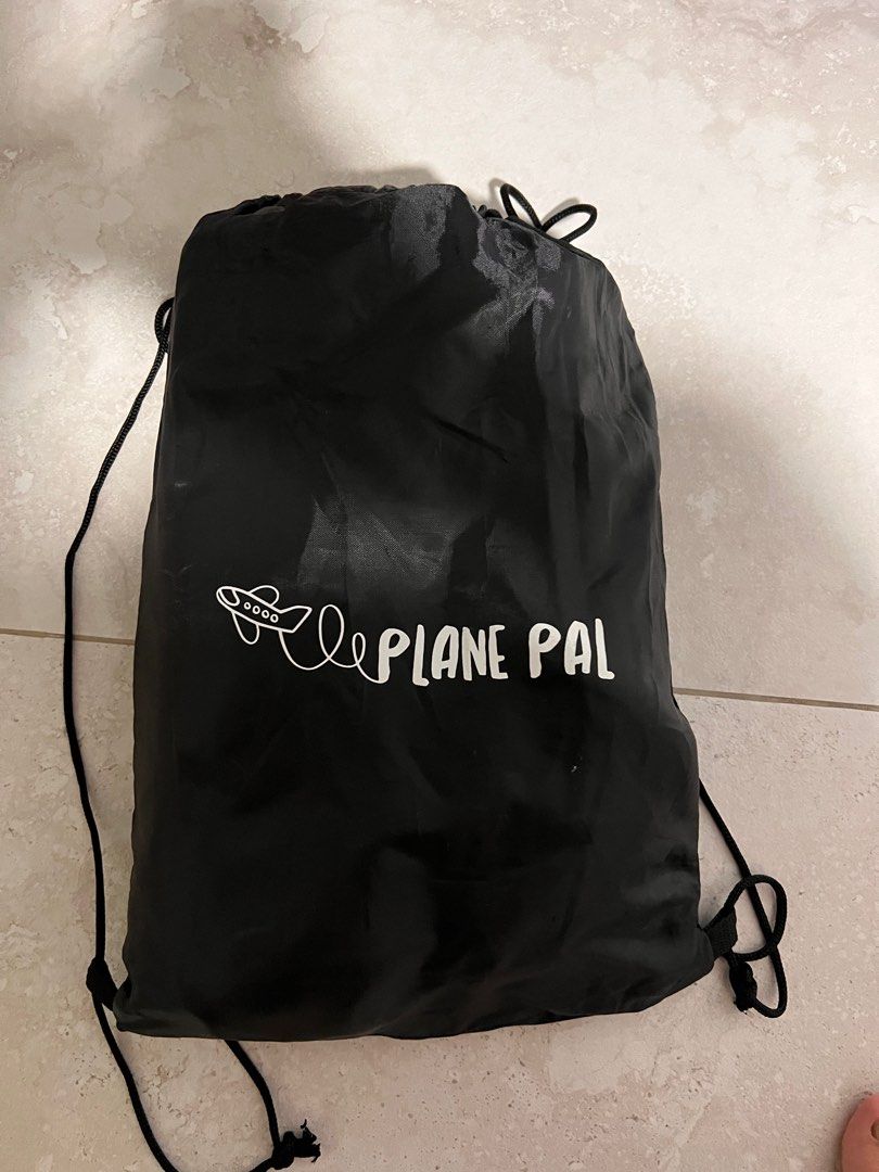 Plane Pal - inflatable seat, Hobbies & Toys, Travel, Travel Essentials ...