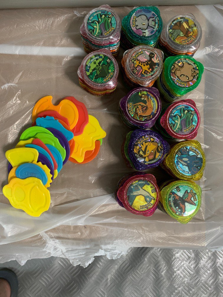 Pokemon Kraks 119 Kraks and 22 Shooters, Hobbies & Toys, Toys & Games on Carousell