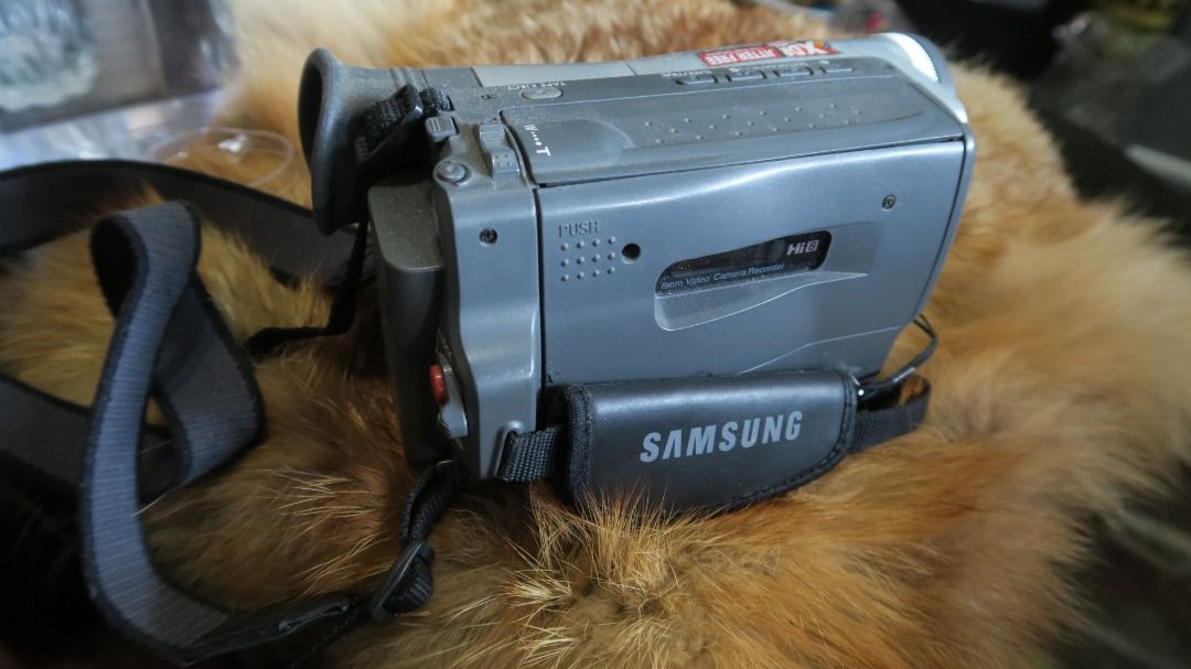 Camcorder Samsung , Photography, Video Cameras on Carousell