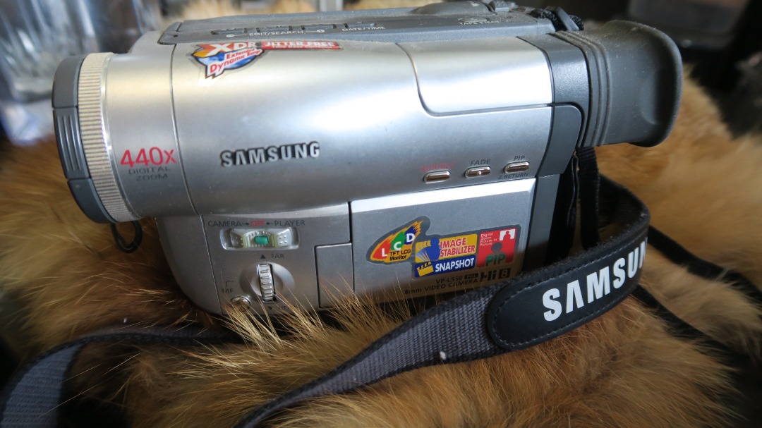 Camcorder Samsung , Photography, Video Cameras on Carousell