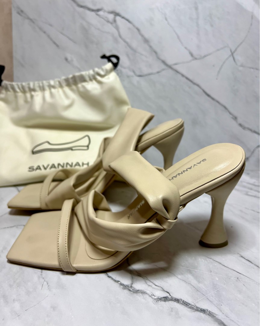 Sava shoes x silvia siantar, Fesyen Wanita, Sepatu di Carousell