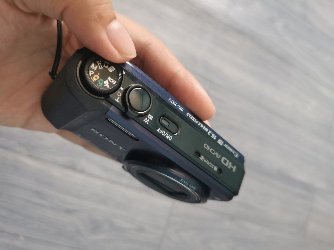 REDUCED PRICE Sony Cybershot DSC-HX7V Blue (WORKING), Photography ...