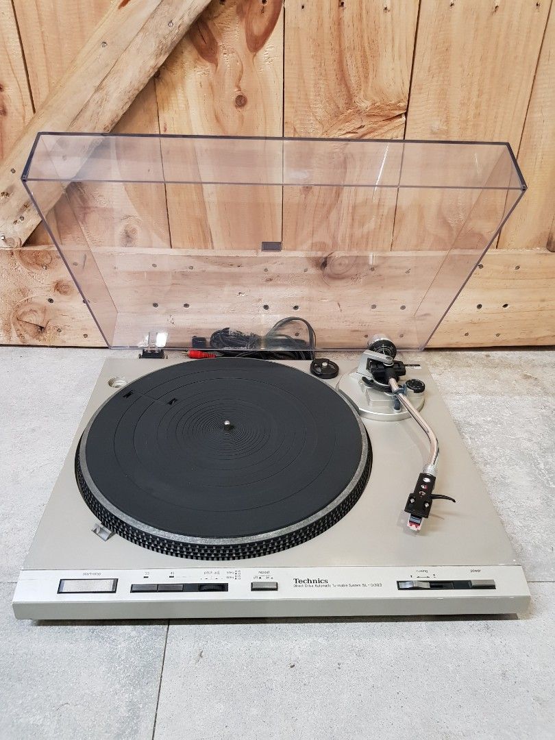 Technics SL-D303 fully automatic direct drive turntable, Audio, Other Audio Equipment on Carousell
