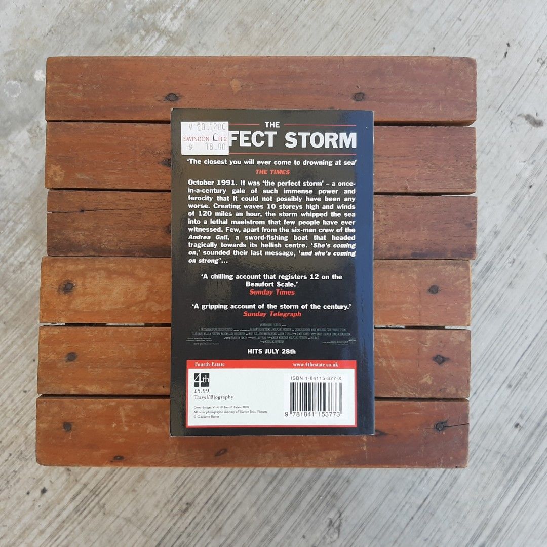 The Perfect Storm by Sebastian Junger, Hobbies & Toys, Books ...