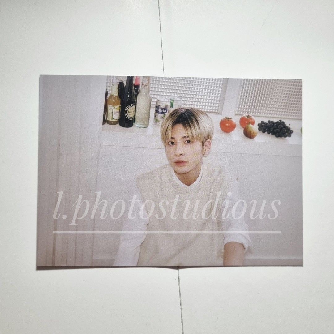 TXT OT5 TAEHYUN, HUENING KAI postcards (sold separately, from 3rd MOA Membership Kit), Hobbies ...