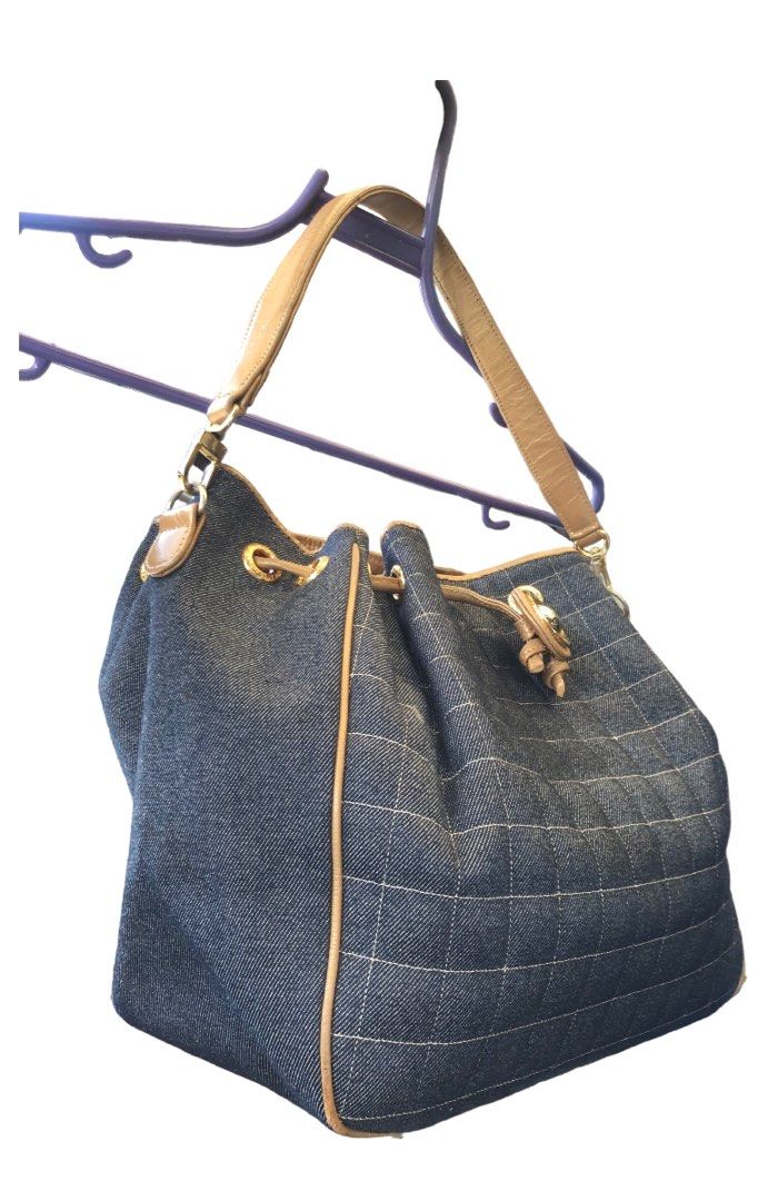 Valentino Rudy, Women's Fashion, Bags & Wallets, Shoulder Bags on Carousell