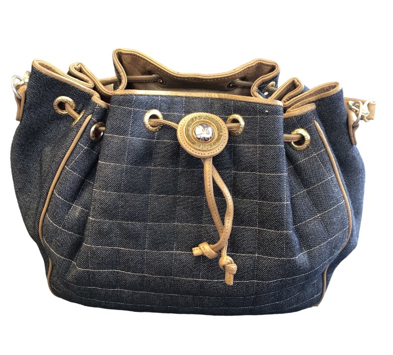 Valentino Rudy, Women's Fashion, Bags & Wallets, Shoulder Bags on Carousell