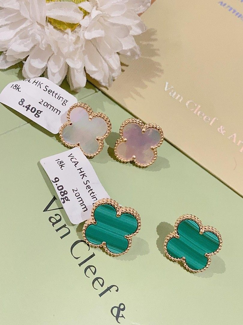 Vca Stud Earring 18k Gold HKS, Women's Fashion, Jewelry & Organizers ...