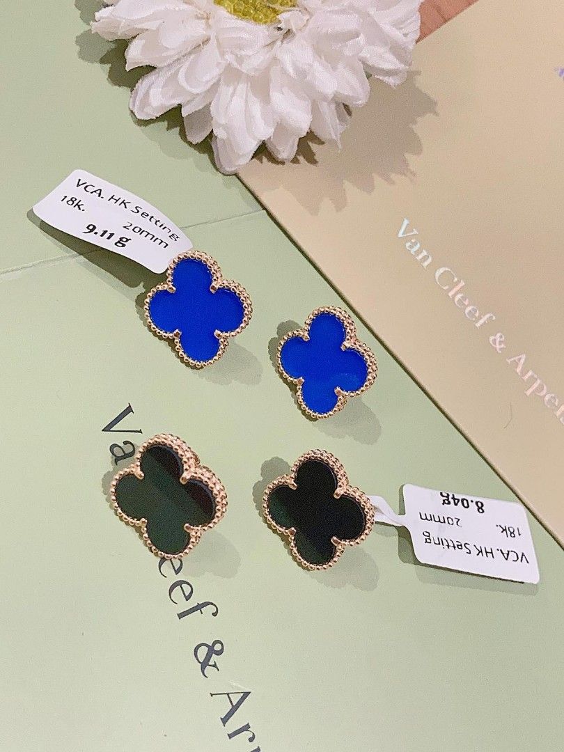 Vca Stud Earring 18k Gold HKS, Women's Fashion, Jewelry & Organizers ...