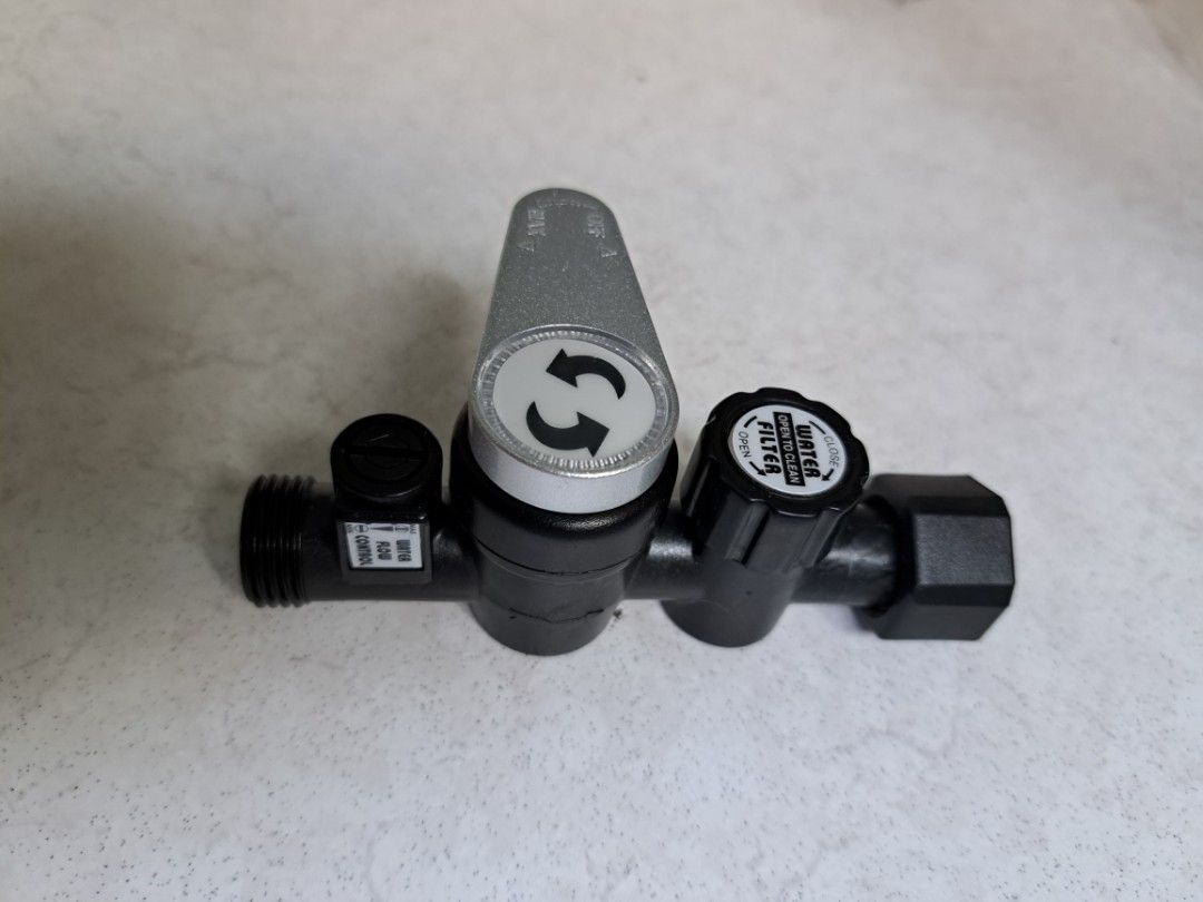 Water pipe control valve with filter (15mm), Furniture & Home Living ...