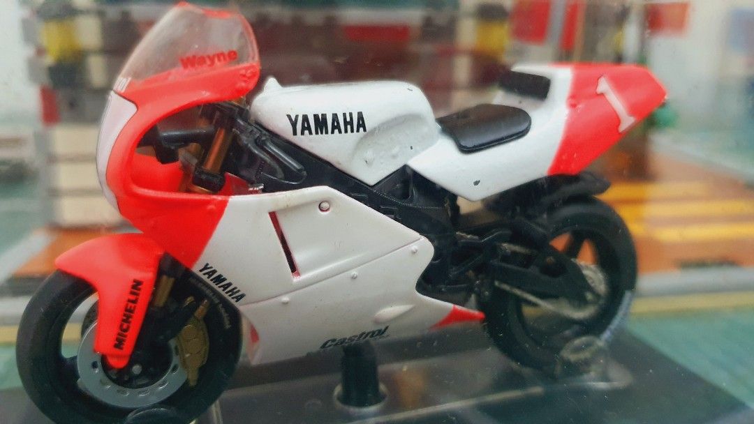 Yamaha YZR 1992 Wayne Rayner, Hobbies & Toys, Collectibles ...