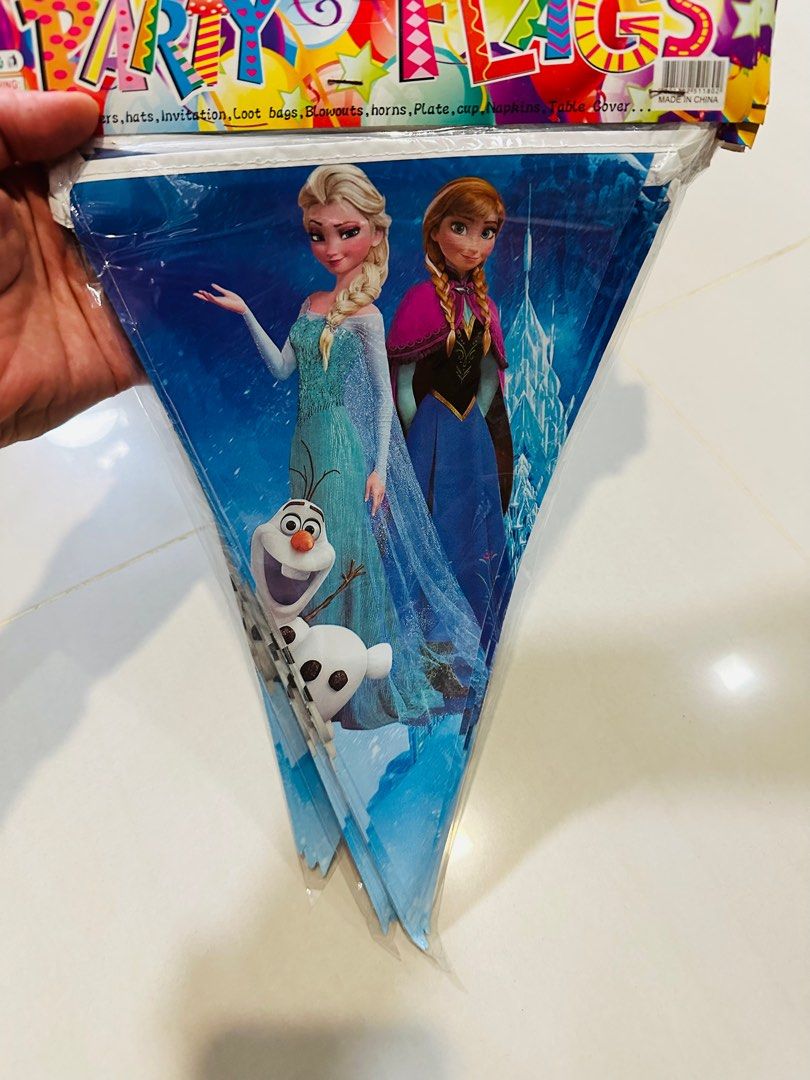 $1 each frozen handheld ballon with anna and elsa, Hobbies & Toys ...