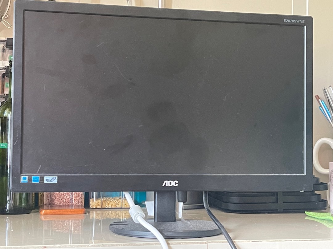 21inch monitor on Carousell