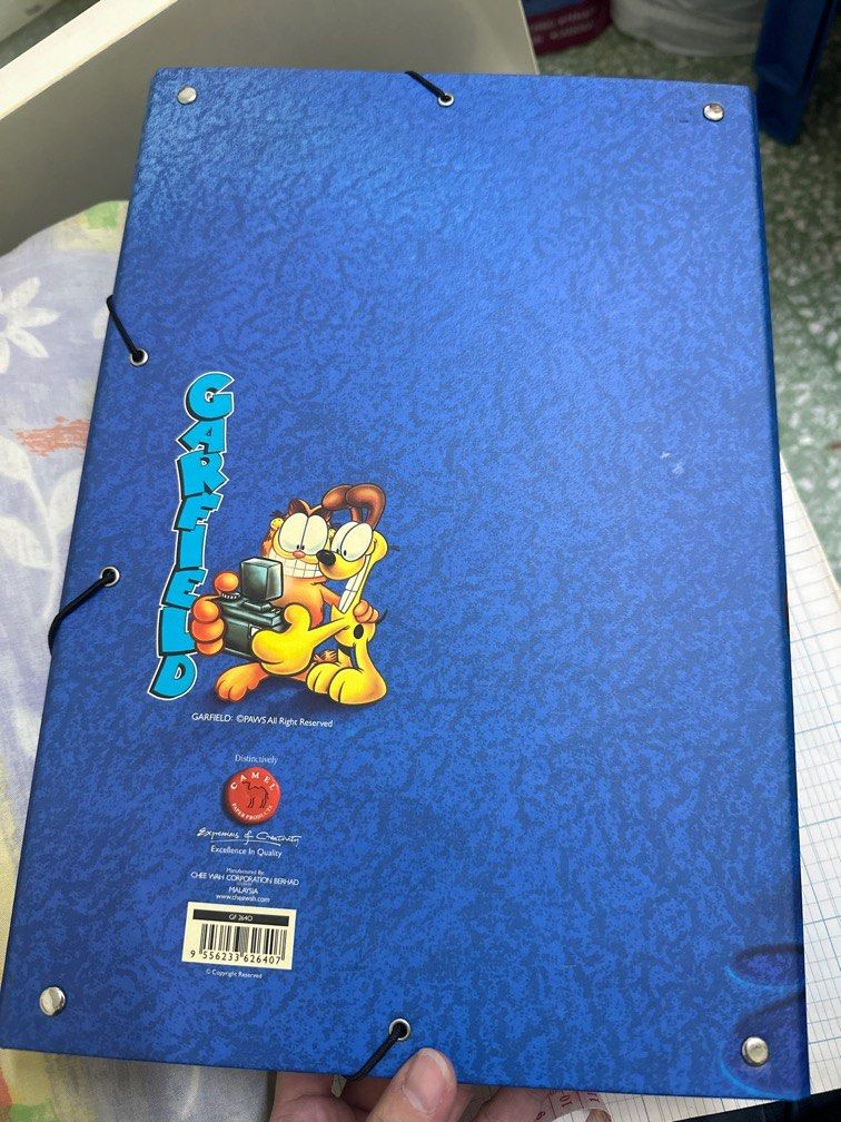 A4 size hard file, Furniture & Home Living, Home Improvement ...