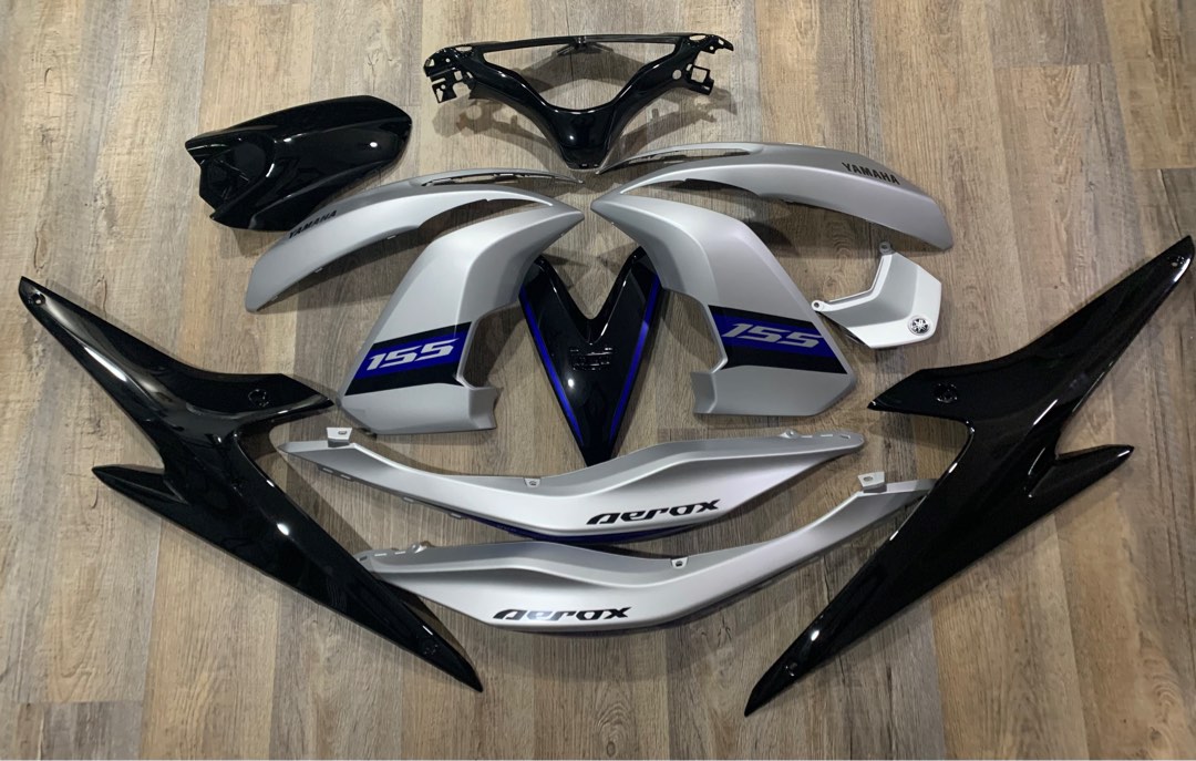 AEROX V1 SILVER COVERSET, Motorcycles, Motorcycle Accessories on Carousell