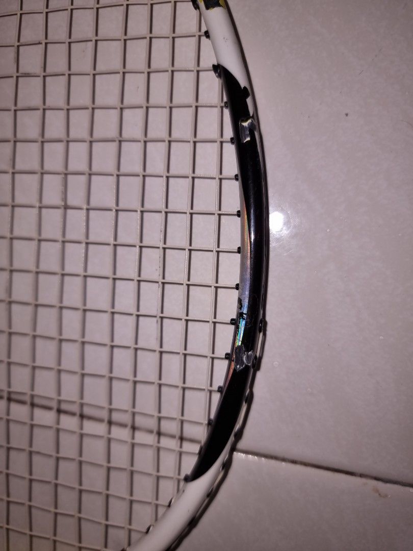 Apacs Edge Saber Slayer Badminton Racket, Sports Equipment, Sports ...