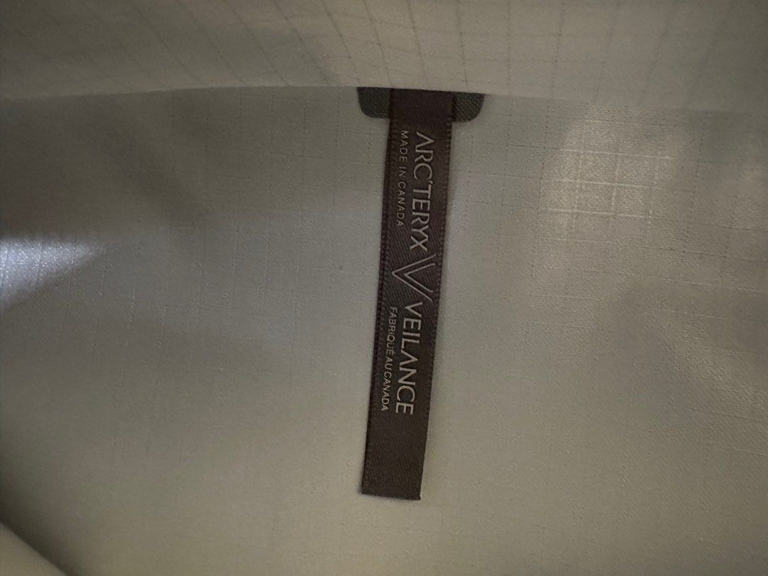 Arcteryx Veilance Nomin backpack - Ash, 男裝, 袋, 背包 - Carousell