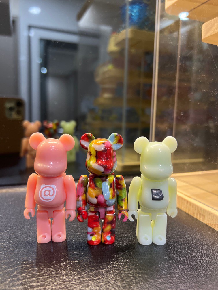 Bearbrick 100% (basic, jellybean, basic), Hobbies & Toys, Toys & Games on Carousell