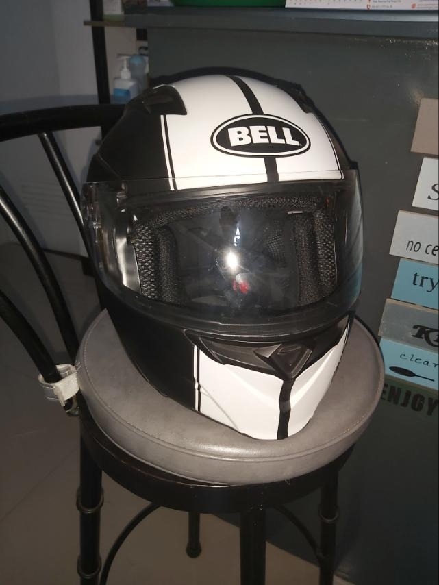 Bell Modular Helmet, Sports Equipment, Other Sports Equipment and ...