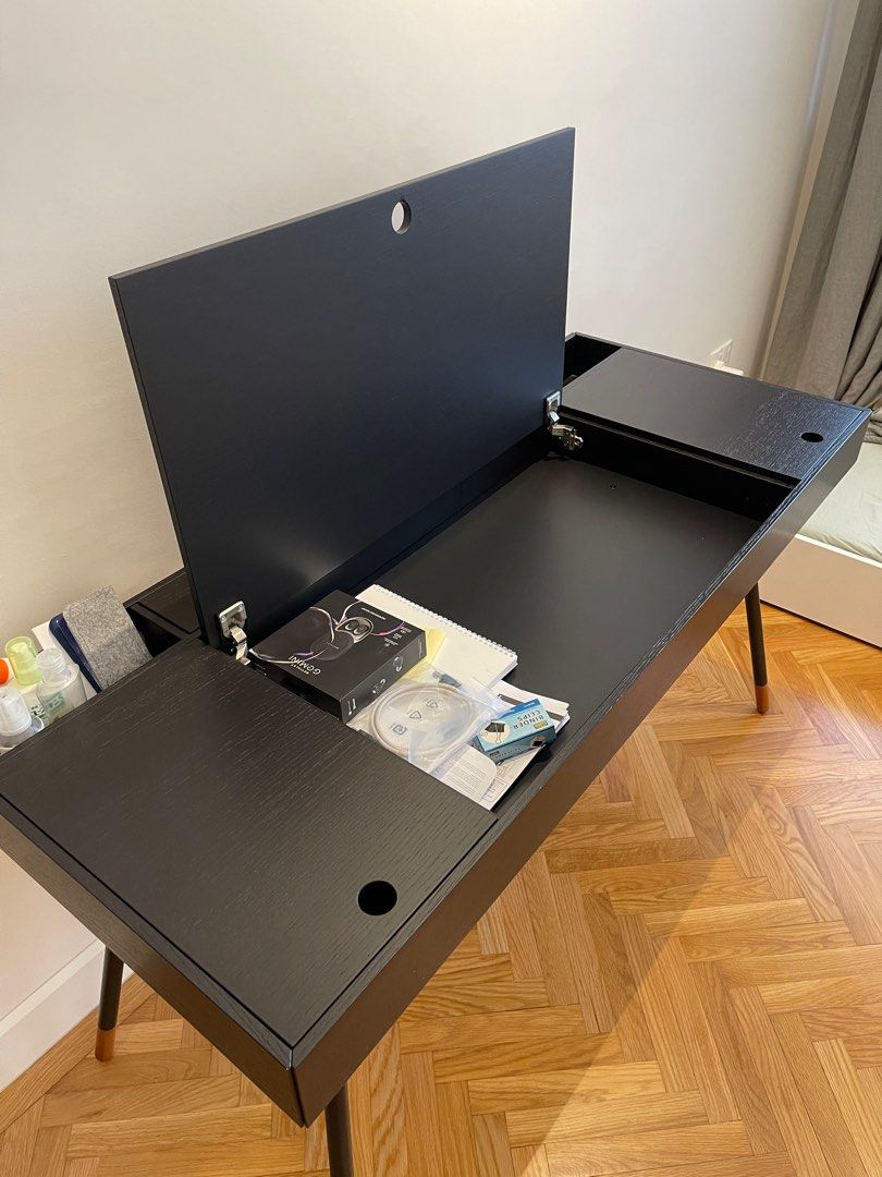 Boconcept Cupertino table, Furniture & Home Living, Furniture, Tables ...