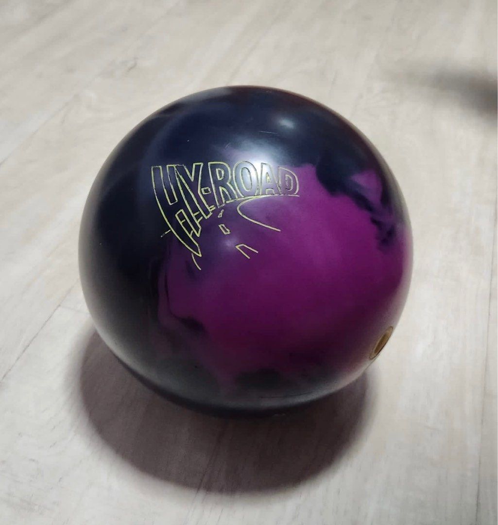 Bowling ball Hyroad Nano, Sports Equipment, Sports & Games, Billiards ...