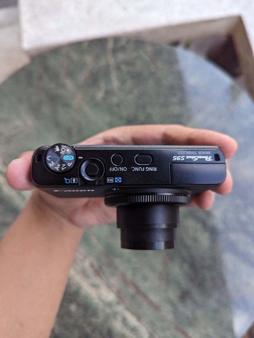 CANON S95 DIGITAL CAMERA VINTAGE DIGICAM, Photography, Cameras on Carousell