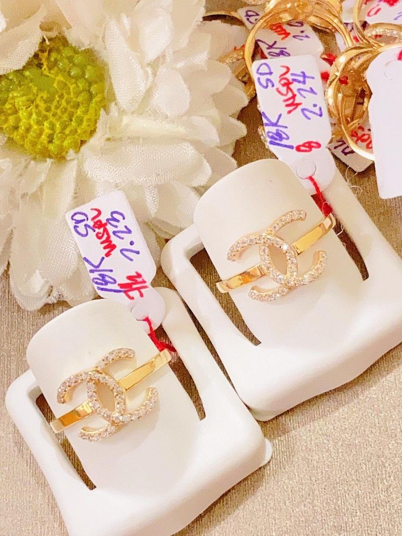 Cc Japan ringw/russian stone, Women's Fashion, Jewelry & Organizers ...