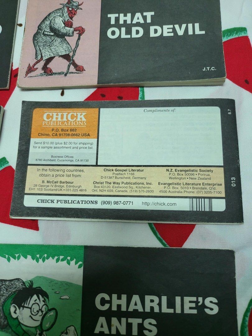 Chick Publications Tracts Christian Gospel Comics, Hobbies & Toys ...