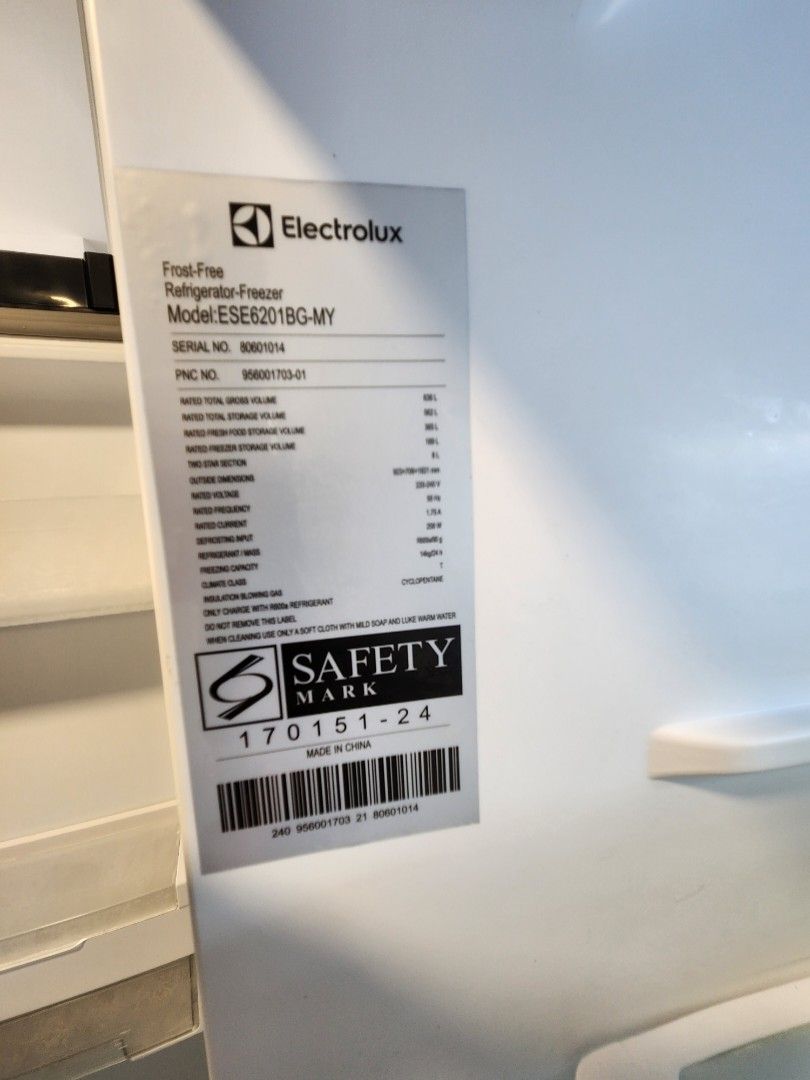 Electrolux Refrigerator, TV & Home Appliances, Kitchen Appliances, Refrigerators & Freezers on ...