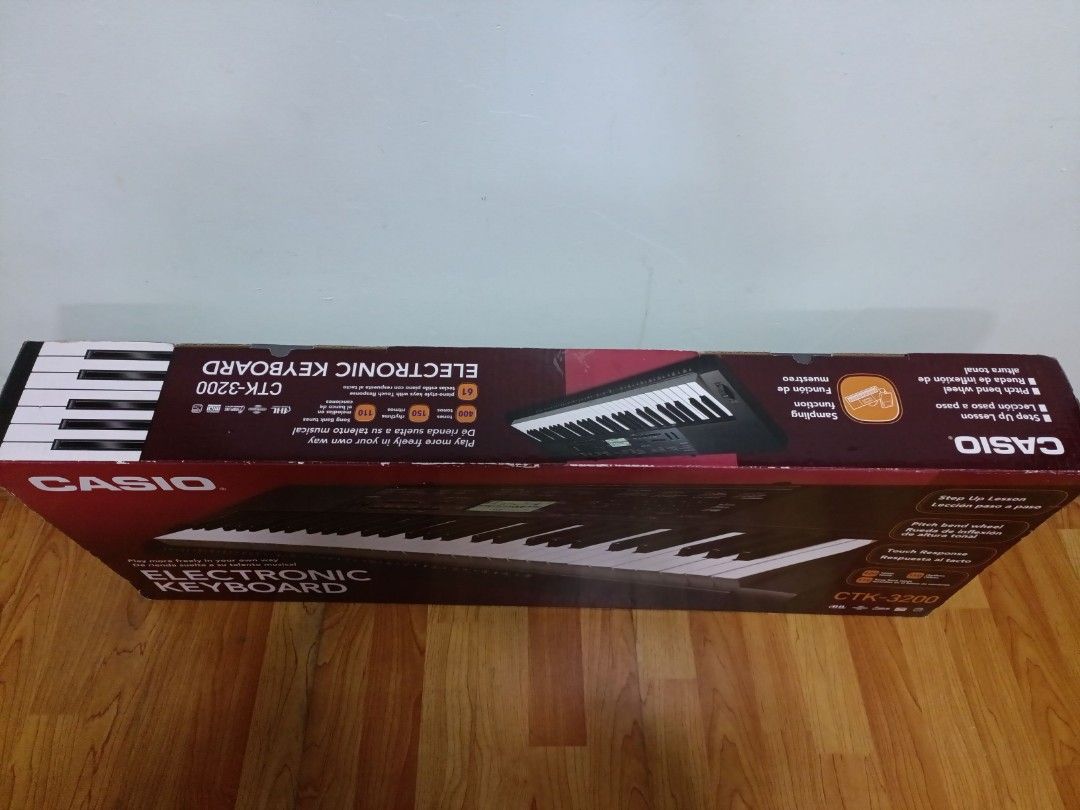 Electronic Keyboard Casio CTK-3200 + Stand, Hobbies & Toys, Music & Media, Musical Instruments ...