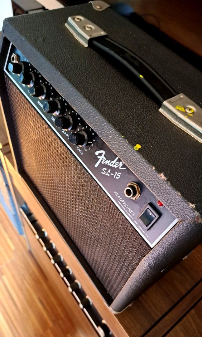 Fender SL-15 Guitar Amplifier (15watts, 110v), Audio, Soundbars ...