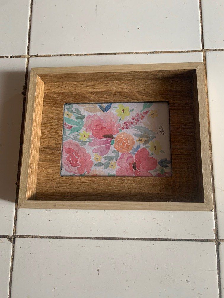 Frame Foto Kayu Ukuran 30cm x 20 cm, Perabotan Rumah di Carousell