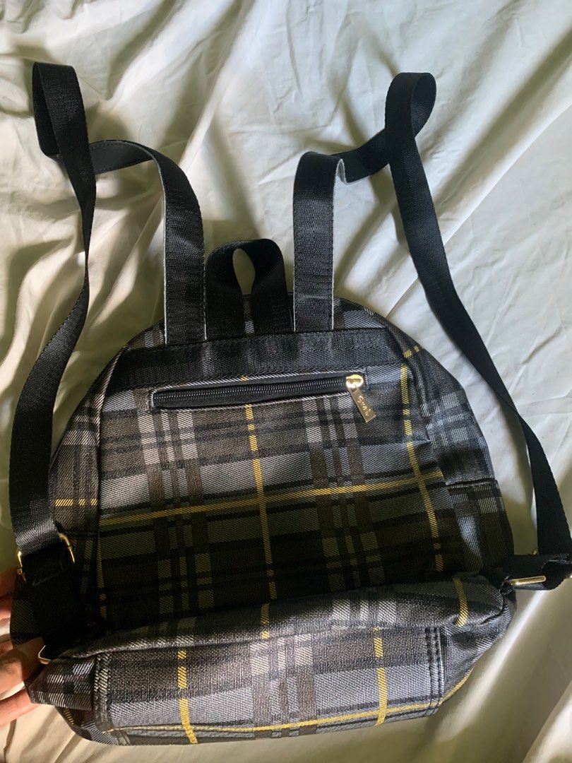 Grab backpack bag, Women's Fashion, Bags & Wallets, Backpacks on Carousell