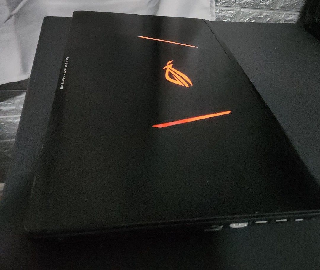 GTX 1050 i7 16GB ASUS ROG Strix RGB Gaming Laptop PC UHD630 + GTX1050 ...